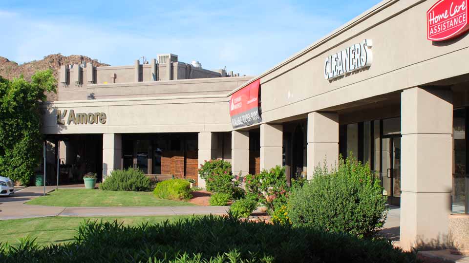 Lincoln View Plaza - AzBiltmore | Arizona Biltmore Estates Area Networks